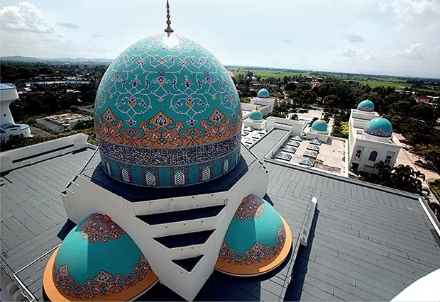 Learning About Islam at Malaysia’s Mosques: A Cultural and Spiritual ...